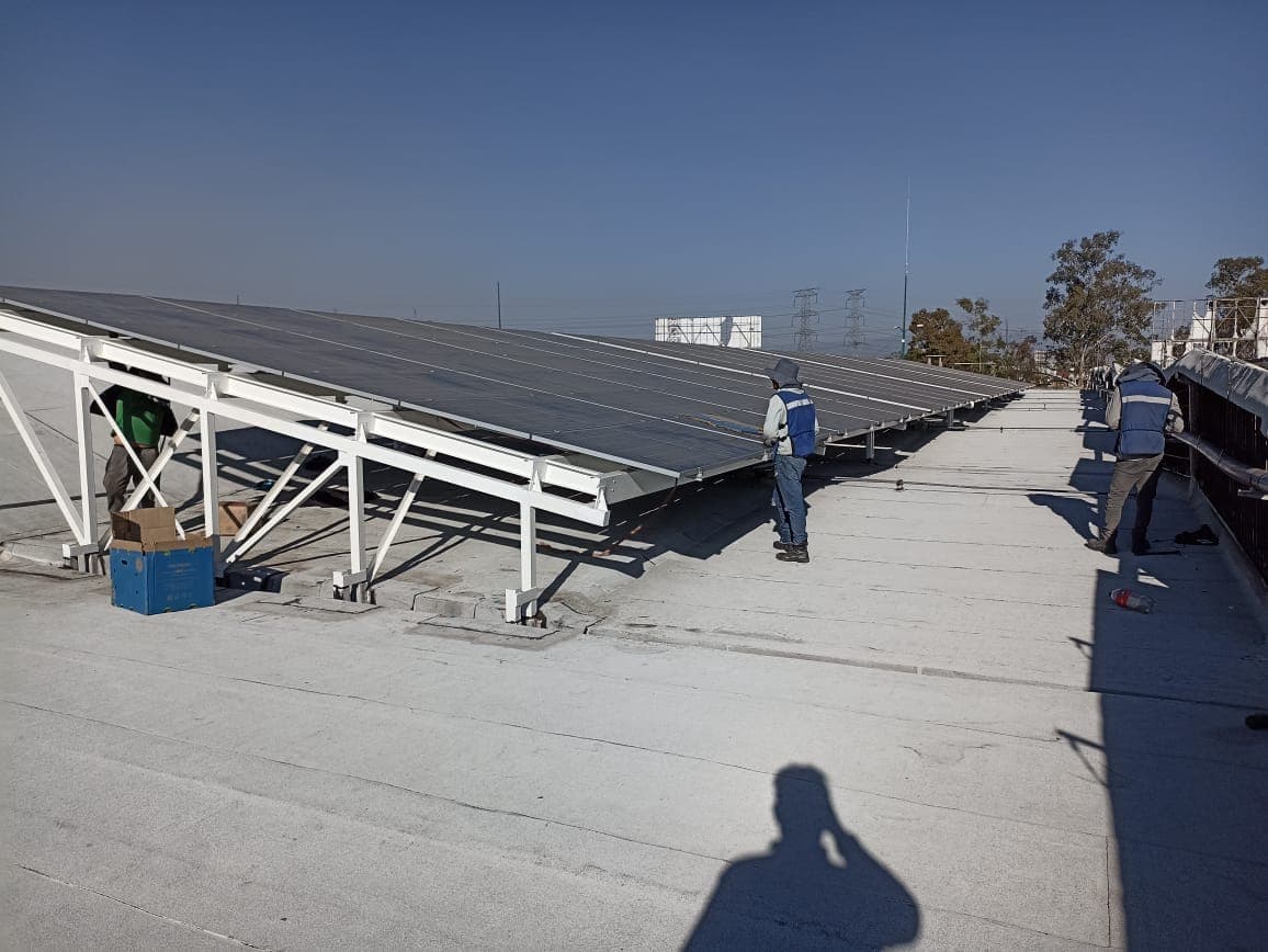Paneles solares y olas de color: ¿Cómo afecta este fenómeno?